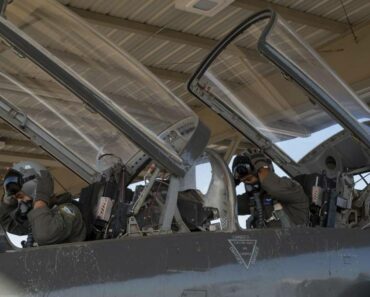 Col. Sebren > Tinker Air Power Base > Article Show - Special Forces News